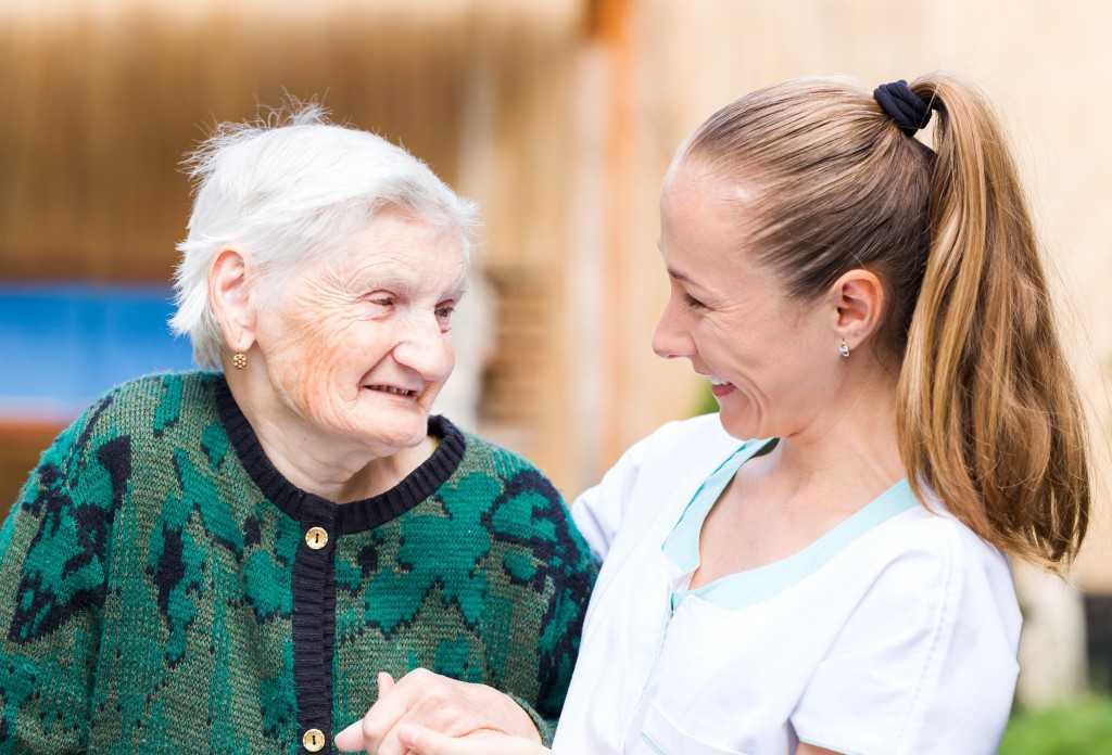 Key Traits To Look For in a Senior Living Staff Senior Living Staff ...